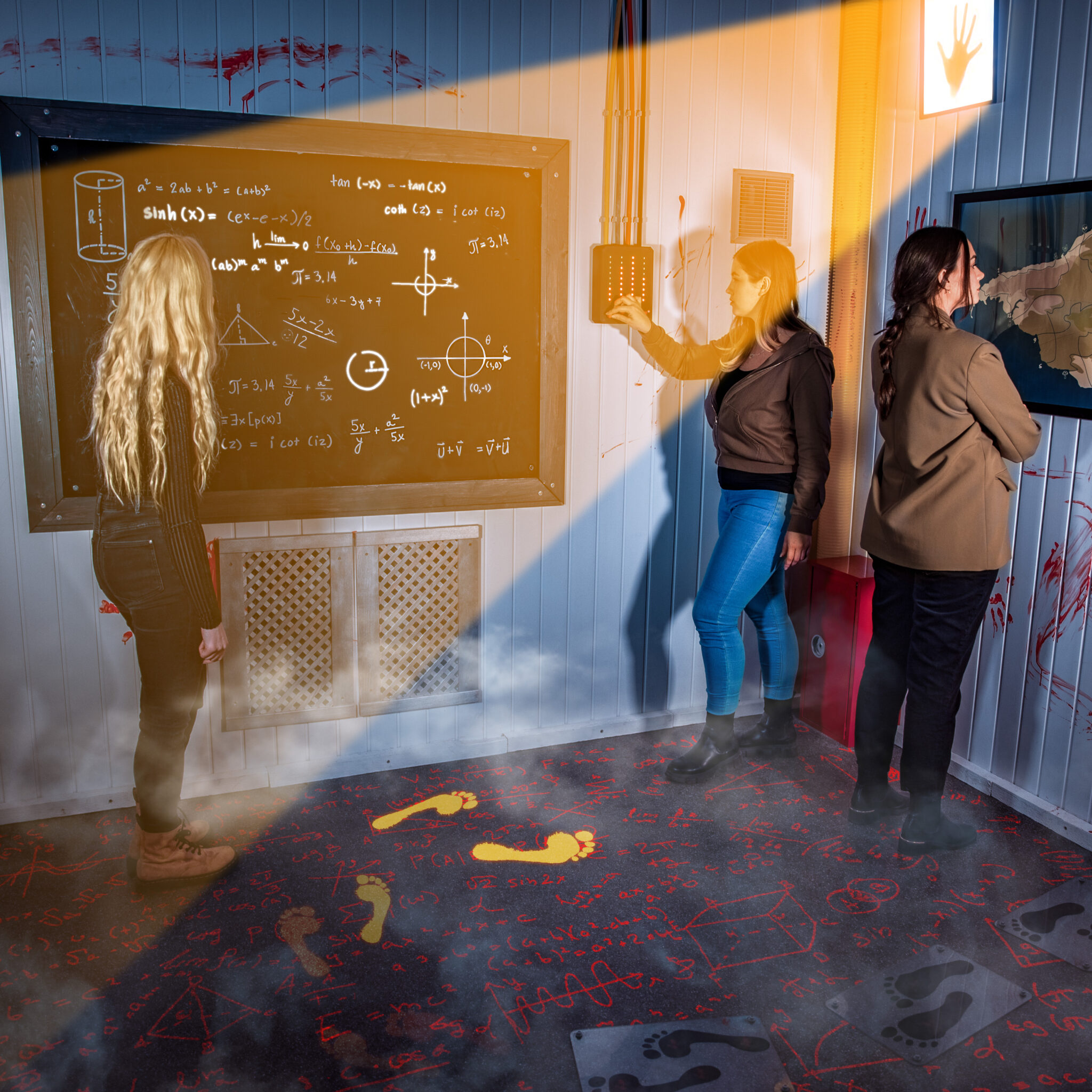 Play Tallinn - Escape Rooms I Laser Tag I Evets